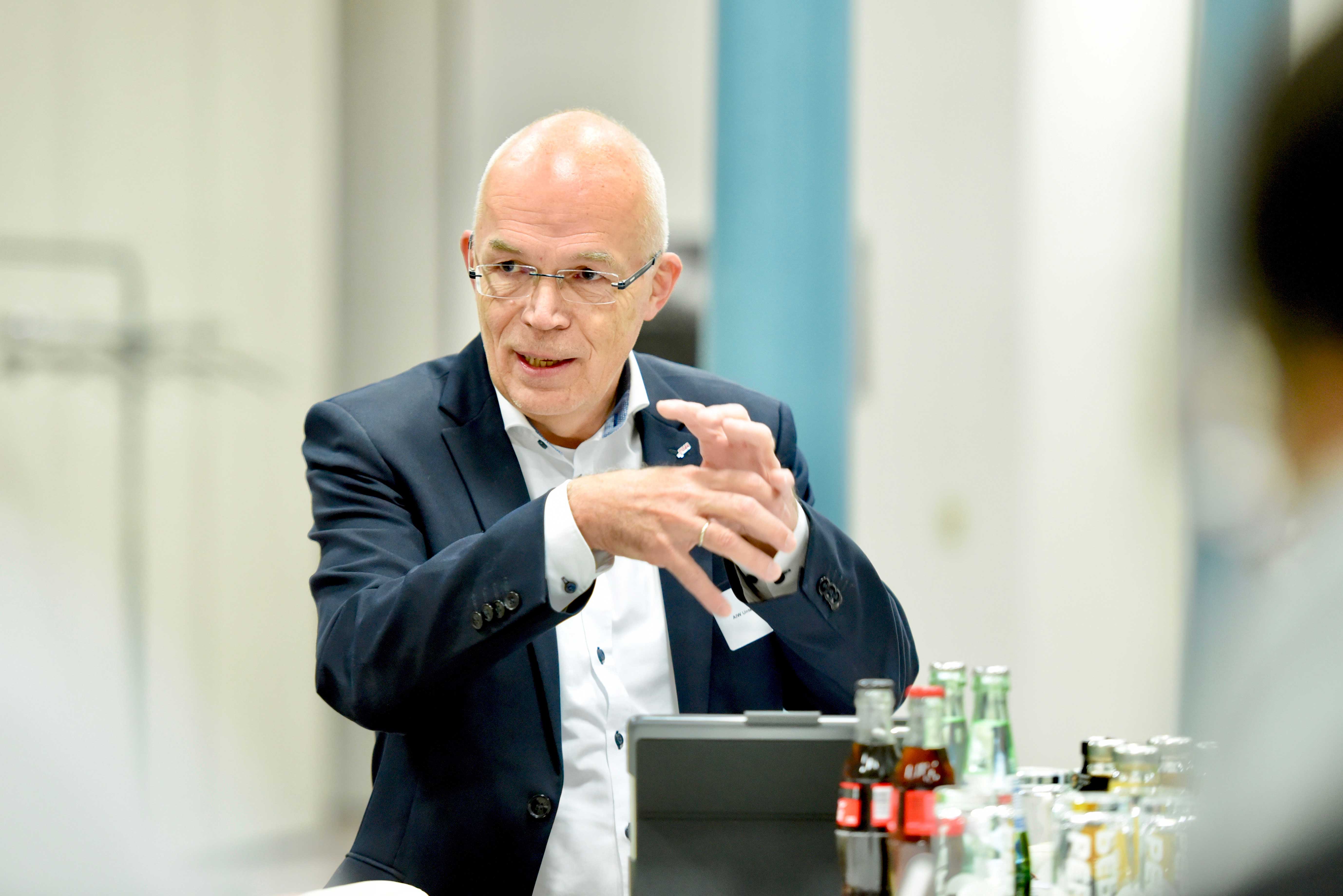 PLATZHIRSCH meets AIW-Interessengruppe „Unternehmer für deine Stadt ...